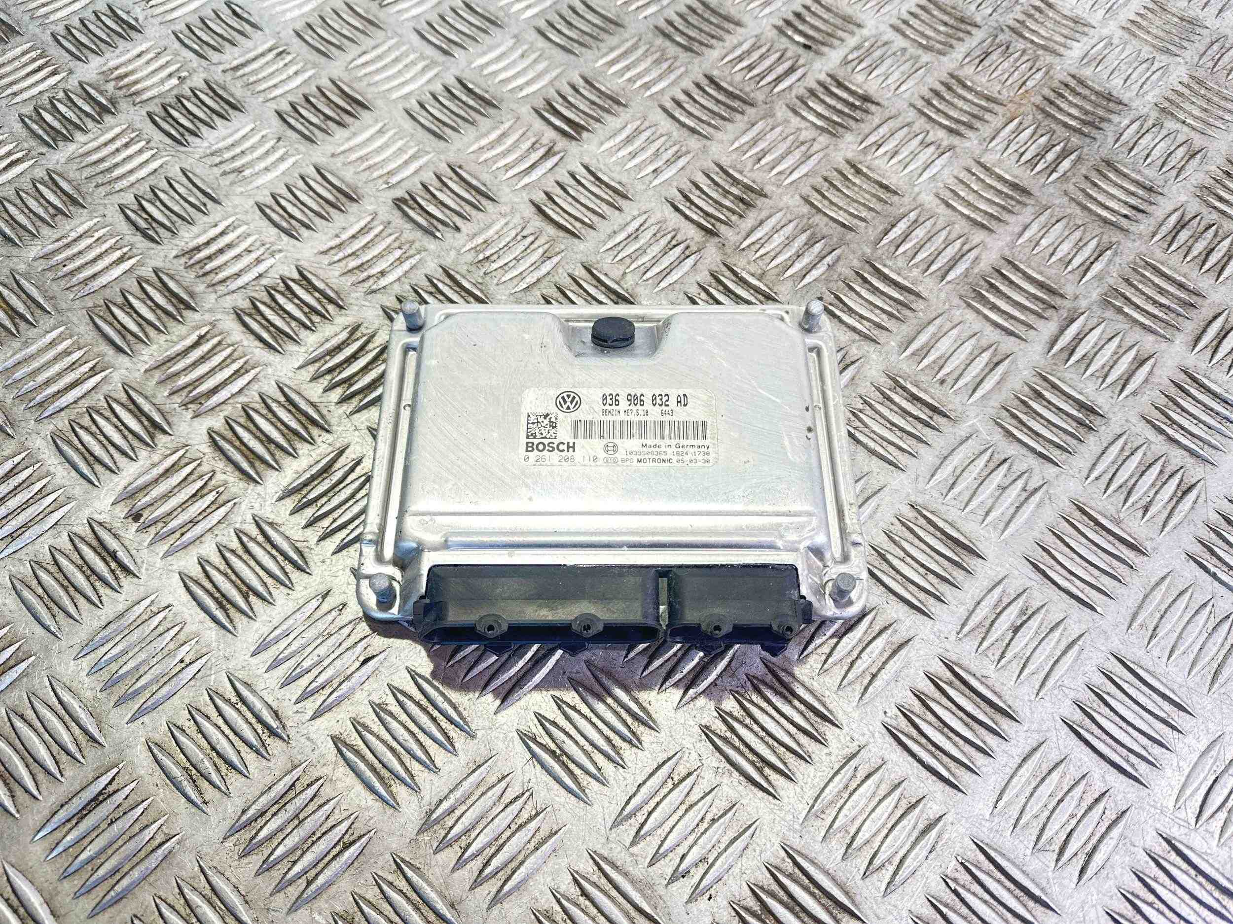 036906032AD, Engine Control Unit ECU, 4 offers, price from 50 EUR