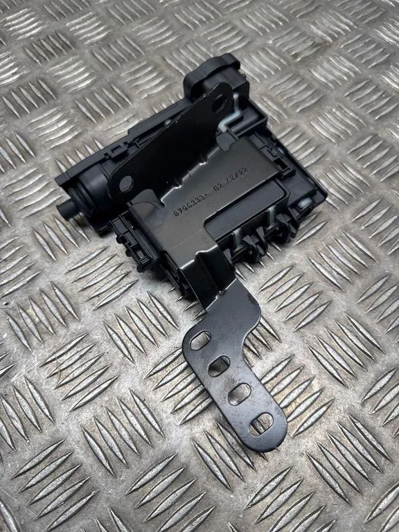 7650304, Power Distribution Box, 1 offers, price from 33.49 GBP